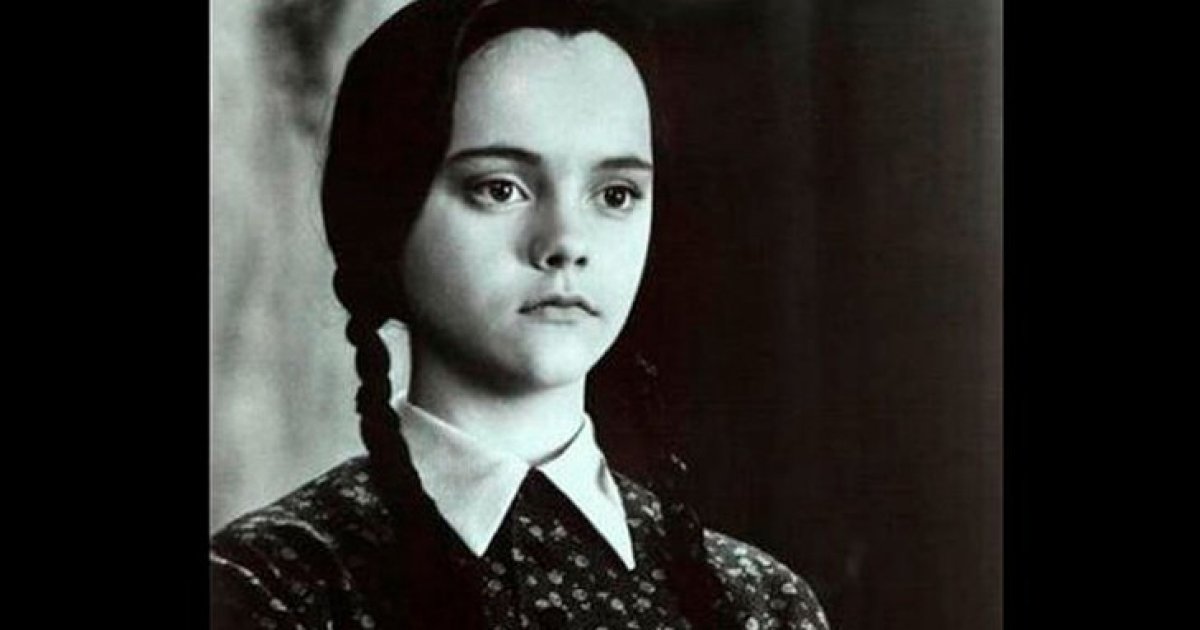 Personajes De Merlina